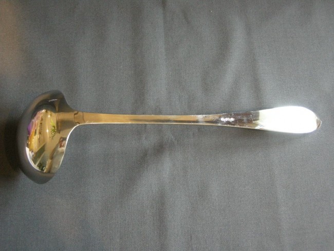 Servies Sola model 430 puntfilet GZ soeplepel rechte steel Servies